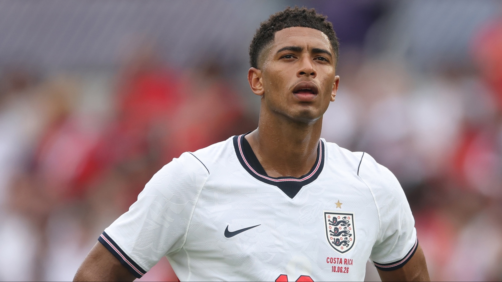 Bellingham or Rogers: who should be England's No.10? | DAZN News US