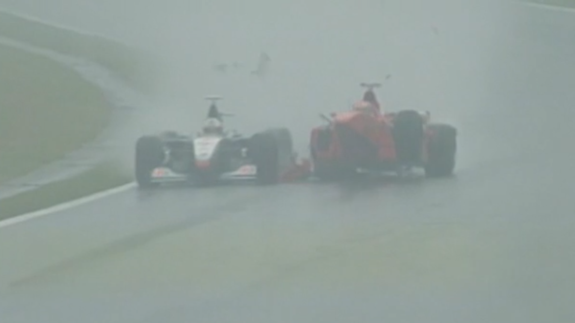 Michael Schumacher y una escena histórica con David Coulthard en Spa ...