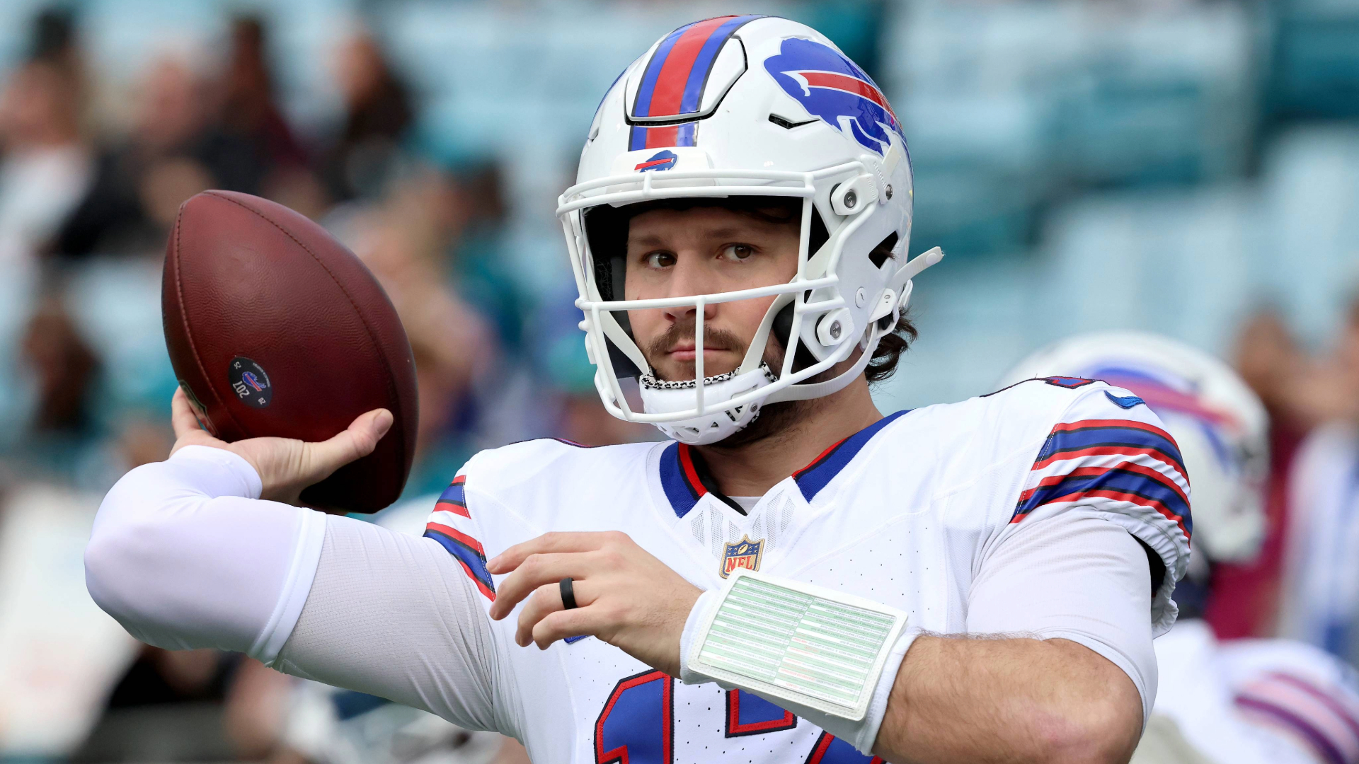 Bills WR D.J. Moore wins over Buffalo fans before even making his debut ...
