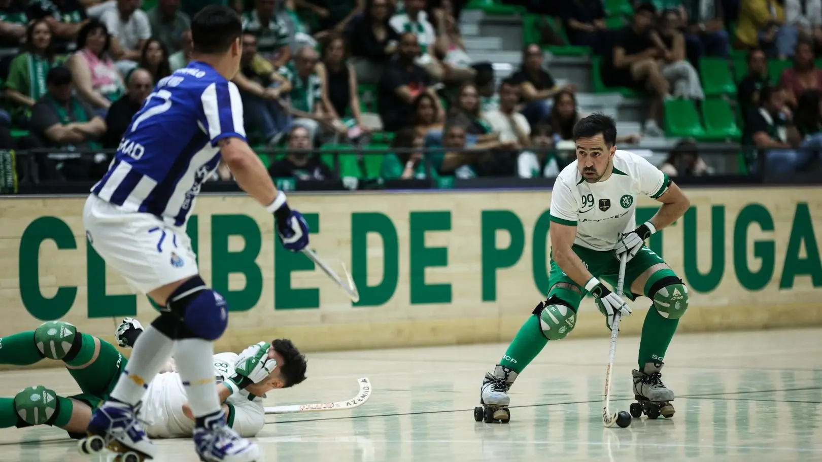 Hóquei em patins grátis na DAZN! Datas e horas dos jogos das meias ...