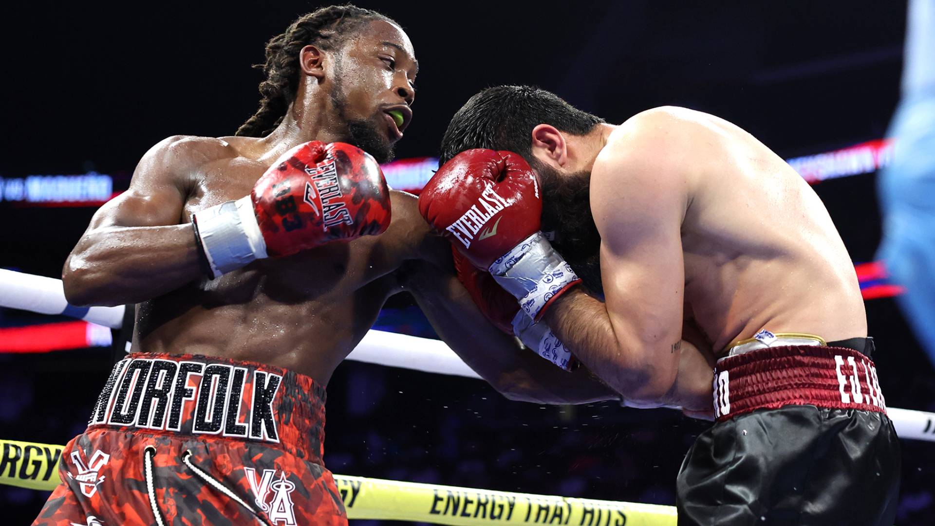 Cómo y dónde ver la pelea Keyshawn Davis vs Jamaine Ortiz en The Ring ...